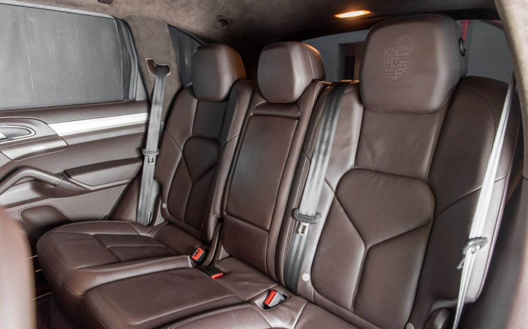 Porsche Cayenne S hybride - MTS Auto Import - Courtier automobile