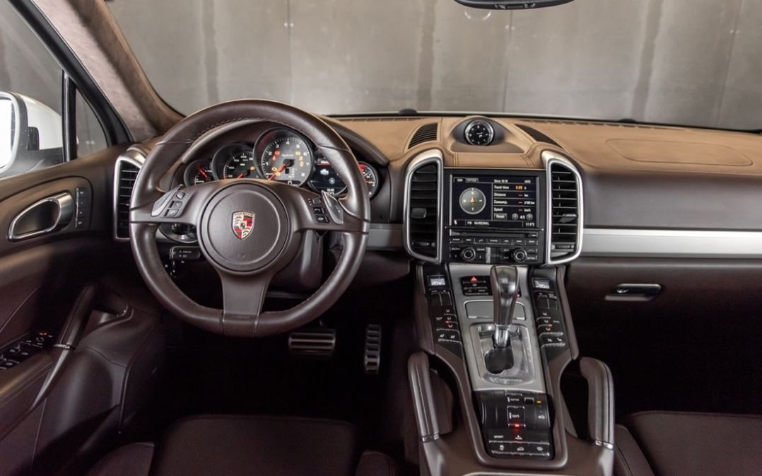 Porsche Cayenne S hybride - MTS Auto Import - Courtier automobile