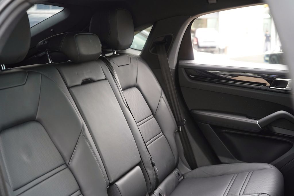 Porsche Cayenne coupé - MTS Auto Import - Courtier automobile